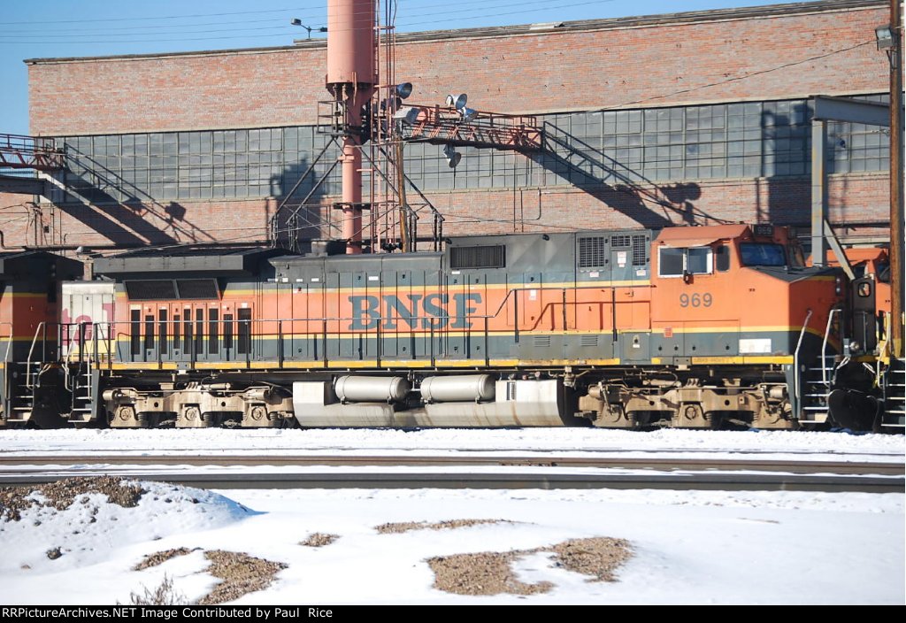 BNSF 969